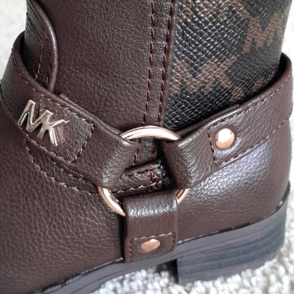 Michael Kors | Shoes | Michael Kors Toddler Girl Boots S 7c Cbrown ...